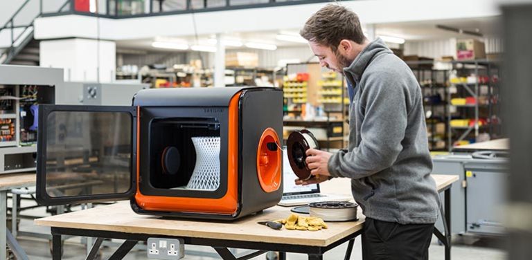 Up Box+ - 3D Printing Shop